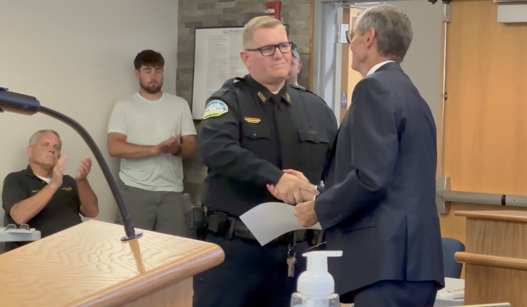Murry sworn in as Nebraska City police chief - RIVER COUNTRY - NEWS ...
