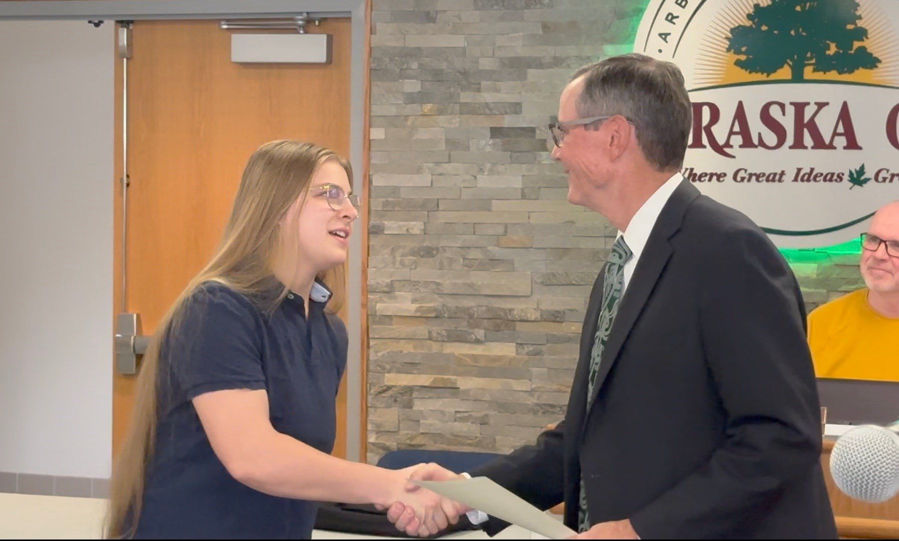 Mayor proclamation commends wrestling champ - RIVER COUNTRY - NEWS ...